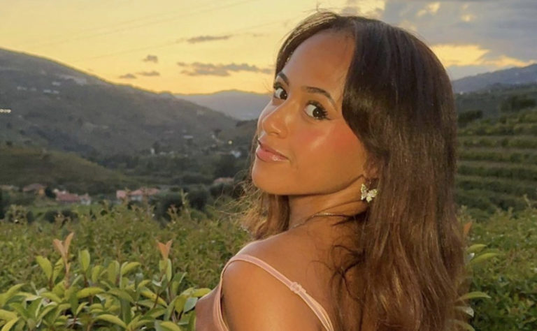 Lara Moniz 'mostra-se' feliz com mais uma conquista: "Finalmente aconteceu"