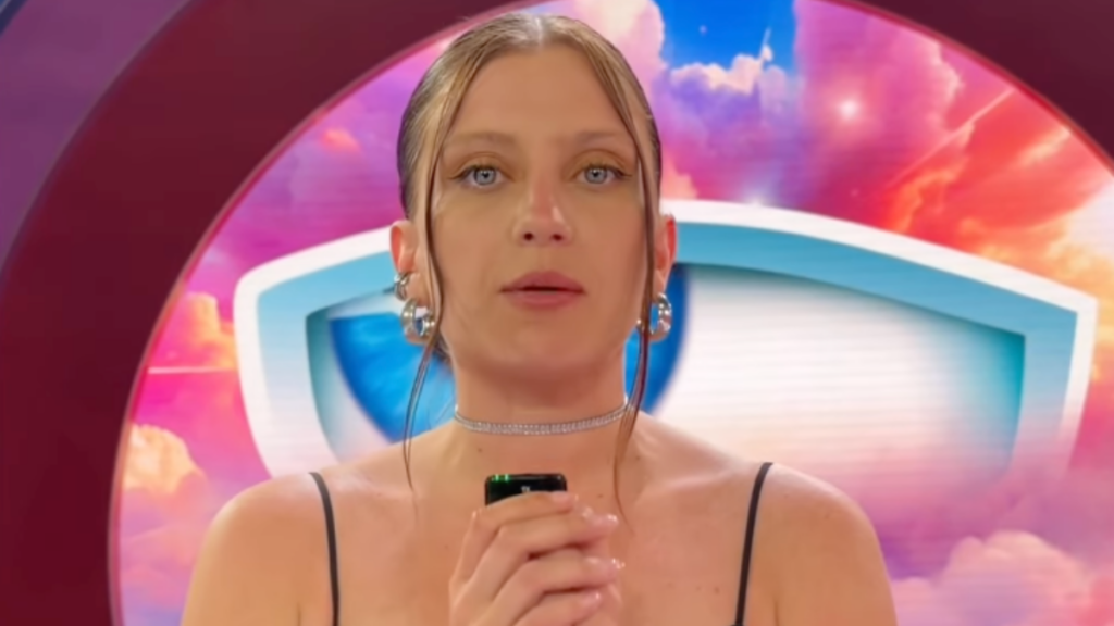 Catarina quebra o silêncio e reage à expulsão do Secret Story 10